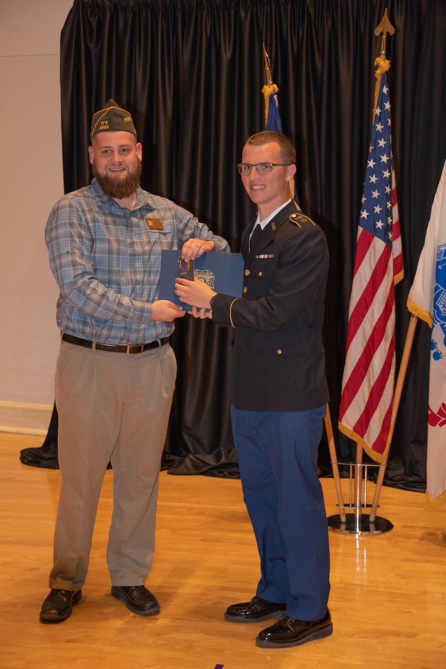Parents surprise cadets at 68th annual Army ROTC award ceremony | TCU 360