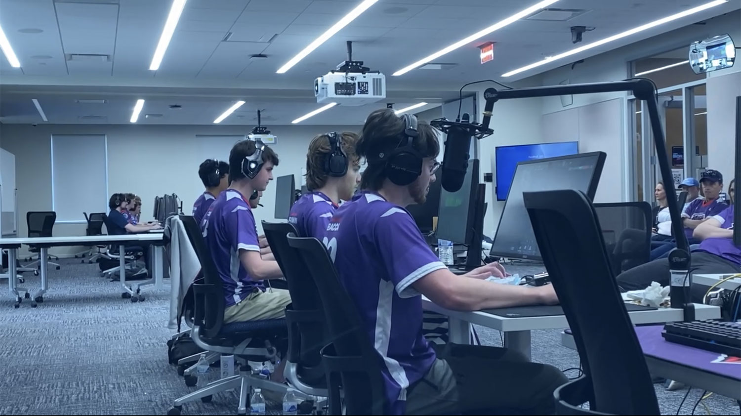 New skillet, new era: TCU, SMU Esports teams compete in-person for the ...