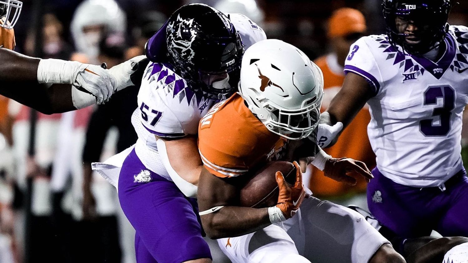No. 4 TCU defeats No. 18 Texas 17-10, securing a spot in Big 12 ...