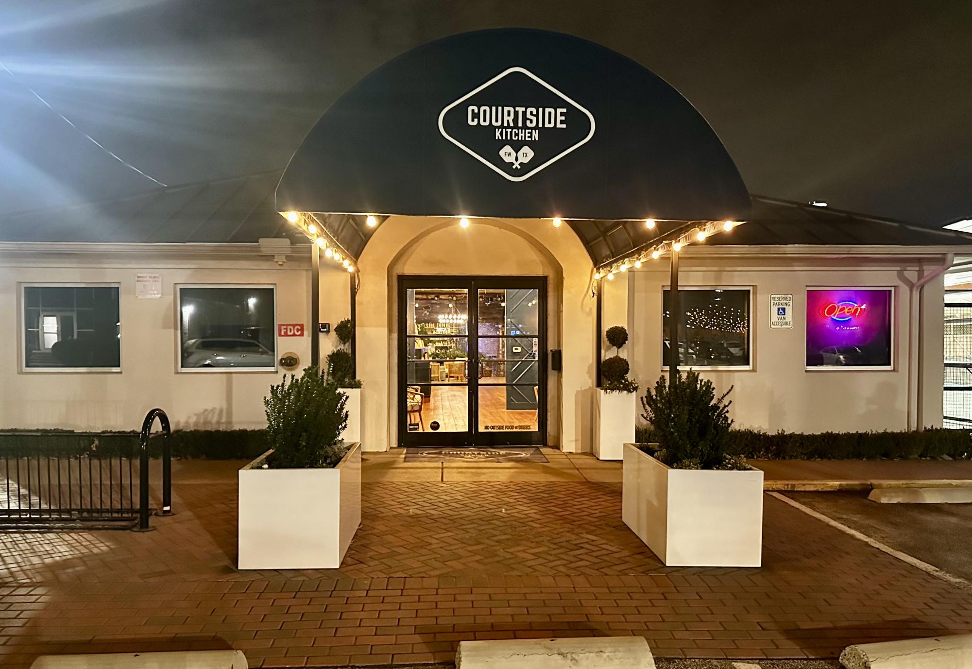 Courtside Kitchen brings back college nights with special offers for students | TCU 360