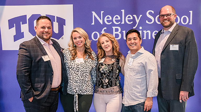TCU Neeley Mentorship Program is empowering future business leaders | TCU 360